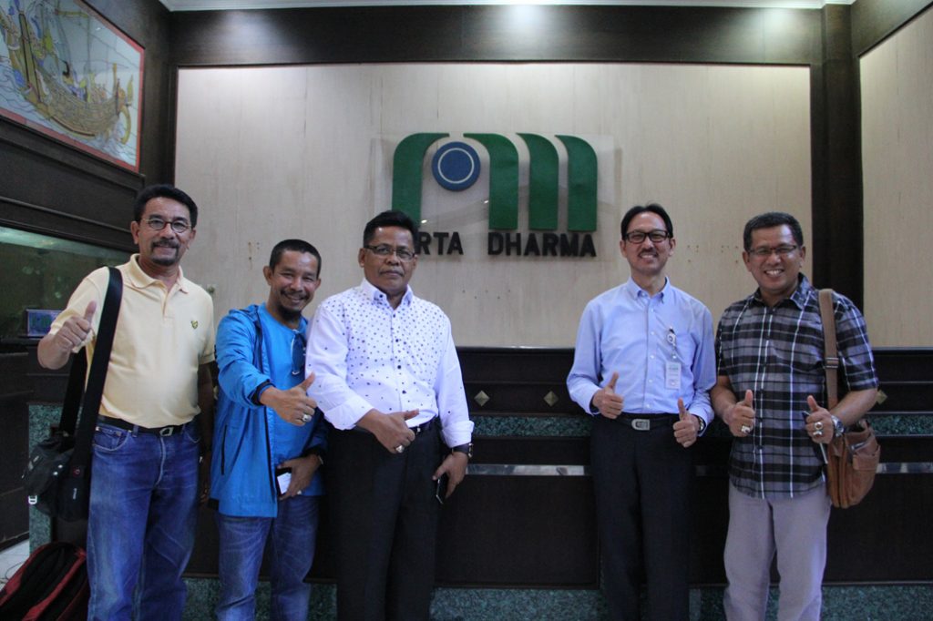 Demi Air Bersih , Amin-Zainal Langsung ke PDAM Tirta Dharma | Aceh Monitor