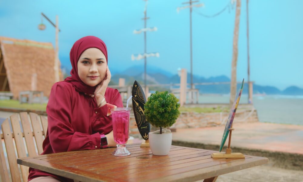 Cut Zuhra Luncurkan Mini Album, ‘Sorry Ya Mantan’ Jadi Single Andalan ...